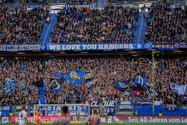 HSV Fans North Stand Spectators Fans Banner Castaways Clique North We ...