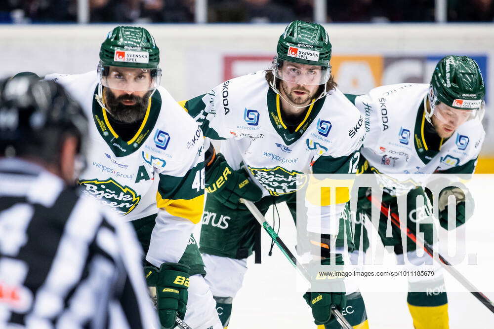 220409 Björklövens Daniel Rahimi and Ryan Gropp during semifinal one in ...