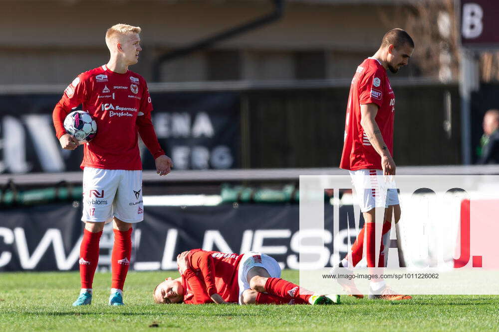 220410 Kalmars Filip Sachpekidis watches while David Kristjan Olafsson ...