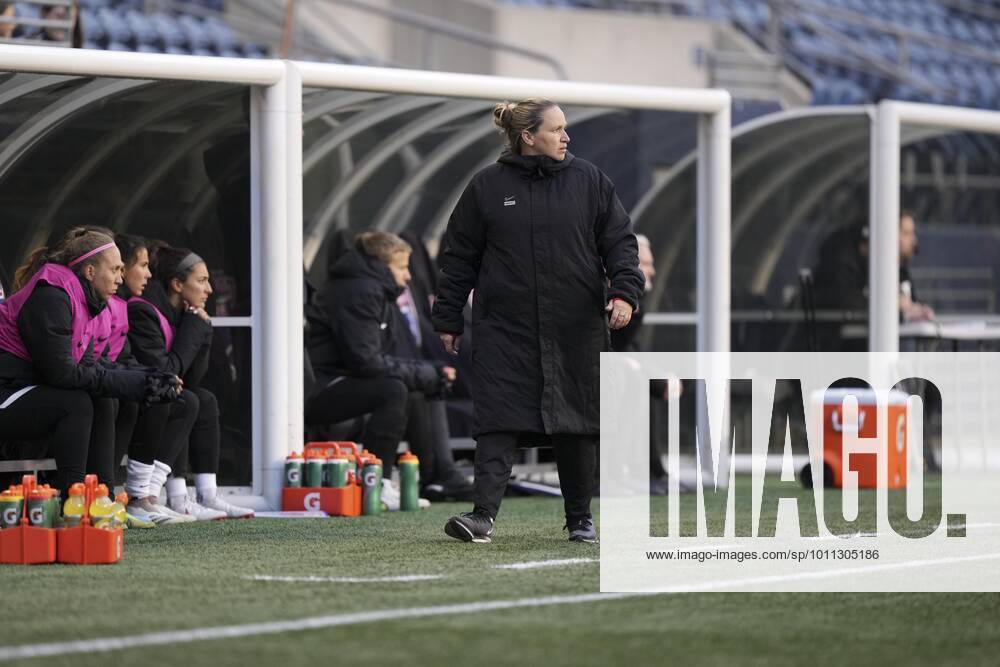 SEATTLE, WA - APRIL 14: OL Reign head coach Laura Harvey walks in front ...