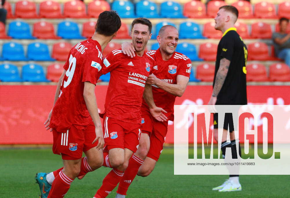 v l Max Lamby, 33 Christoph Ehlich, 8 Manuel Stiefler Unterhaching ...