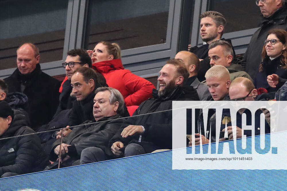 Robert Harting and Waldi Hartmann DFB Pokal semifinal football season ...