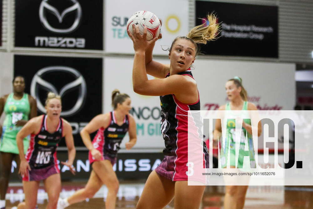 SUPER NETBALL THUNDERBIRDS FEVER, Georgie Horjus of the Thunderbirds ...