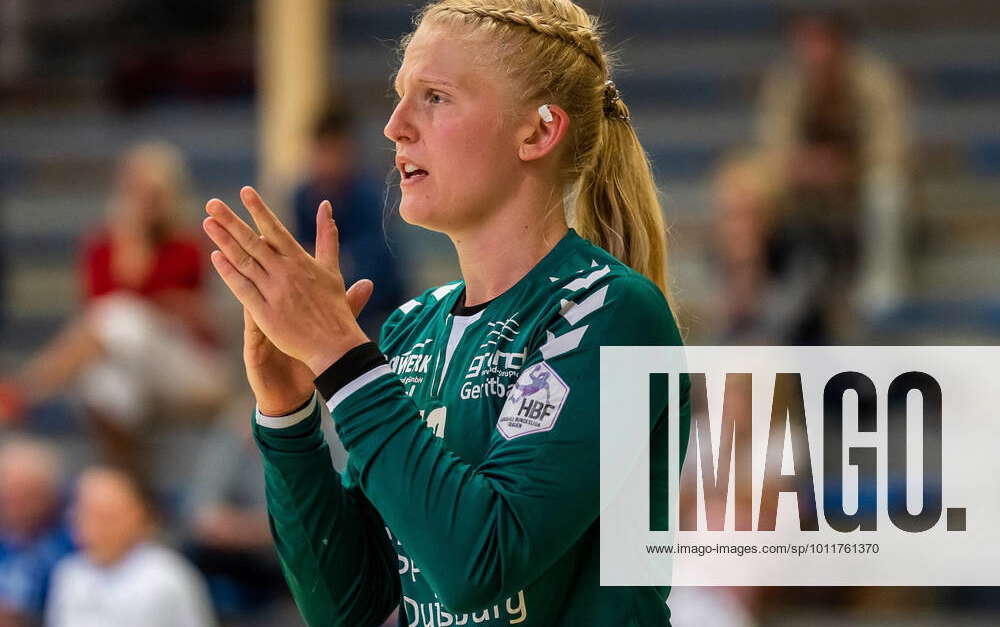 Laura Graef TuS Lintfort, 16 applauded, TuS Lintfort vs Frisch Auf ...