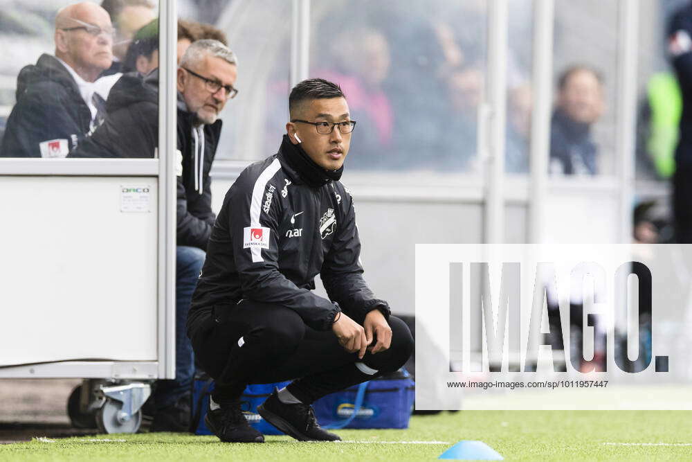 220512 AIKs coach Jesper Björk and coach Nebojsa Novakovic during the ...