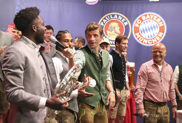 Football 1 league , championship party of FC Bayern Munich photo ...