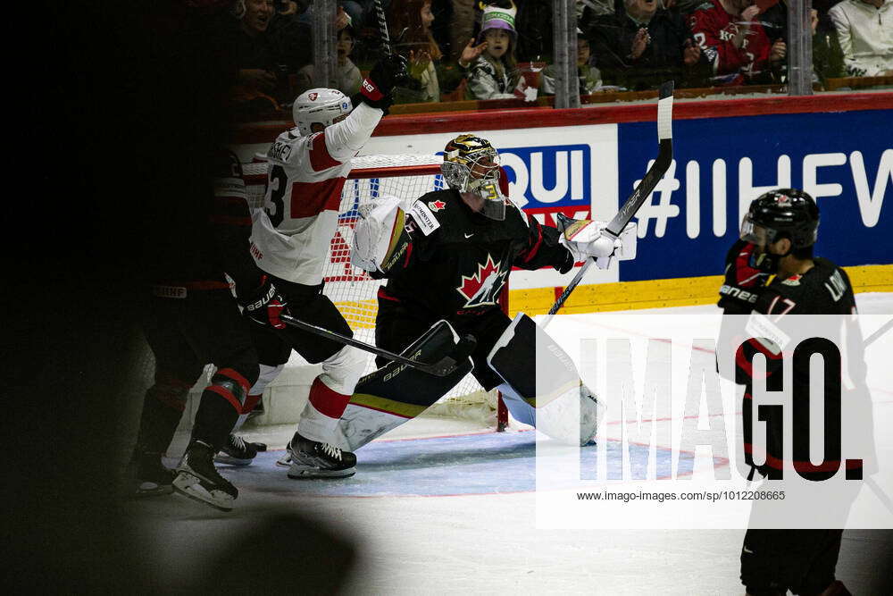 GOAL HISCHIER Nico THOMPSON Logan, LOWRY Adam during Ice hockey ...