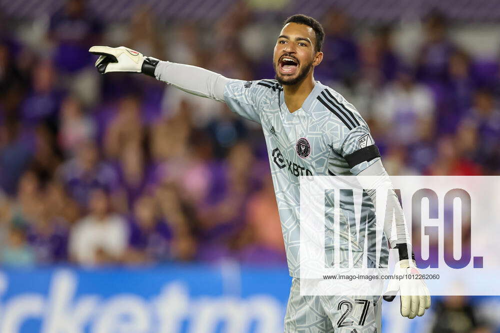 : Inter Miami goalkeeper DRAKE CALLENDER directs the play during the ...