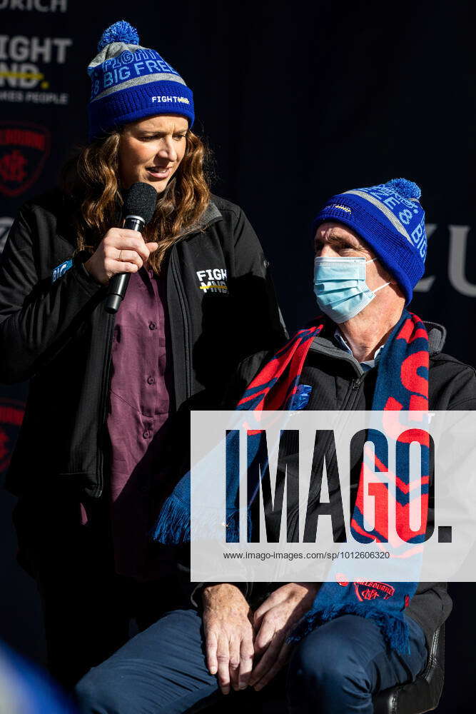AFL BIG FREEZE MARCH, Bec Daniher (left) and her father Neale Francis ...