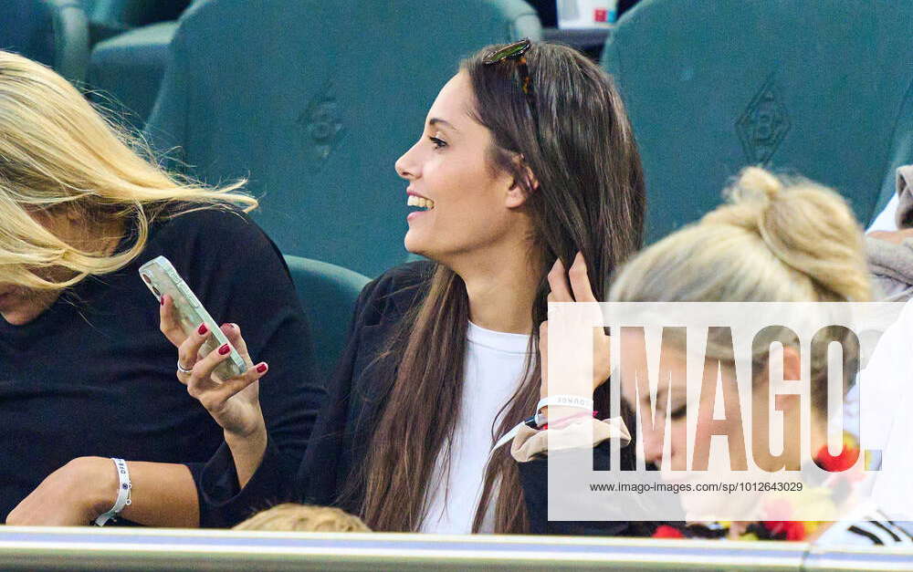 Mathea Fischer, girlfriend of Leon Goretzka in the UEFA Nations League ...