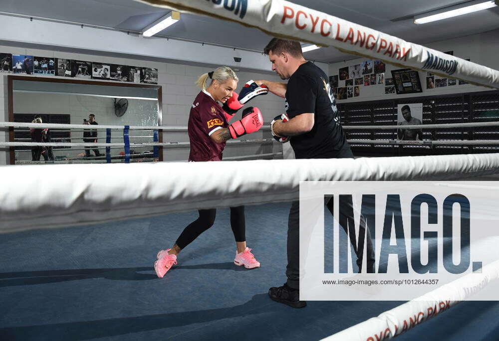 BOXING TRAINING HODGES HANNANT WILSON, Number one world-ranked female ...