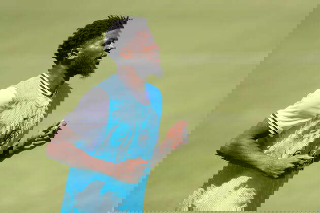 Training Eintracht Frankfurt JÃ rÃ me OnguÃ nÃ , Jerome Onguene Training of Eintracht Frankfurt on