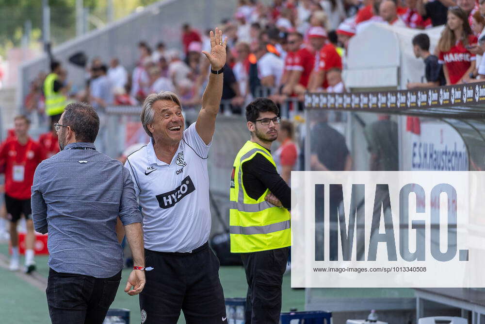 Horst Steffen SV Elversberg, head coach is happy about the 1 5 victory ...