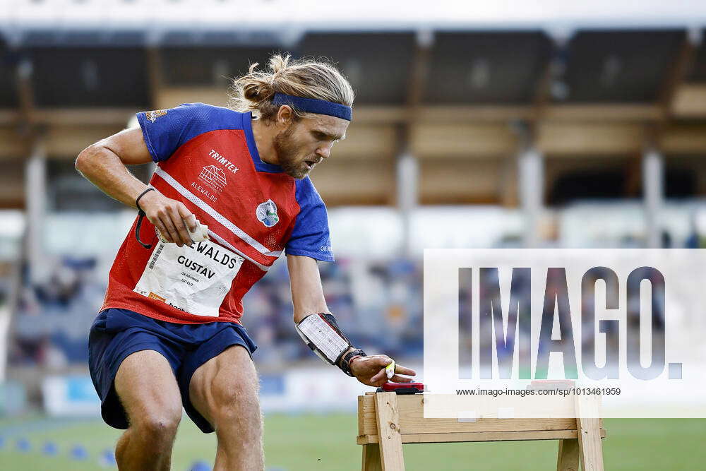 220727 Gustav Bergman OK Ravinen during the SLU Elite Sprint, stage 3 ...