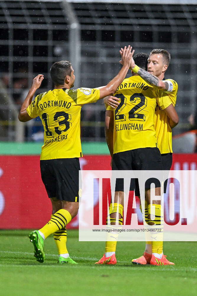 v li Raphael Guerreiro BVB, 13 Jude Bellingham BVB, 22 Marco Reus BVB ...