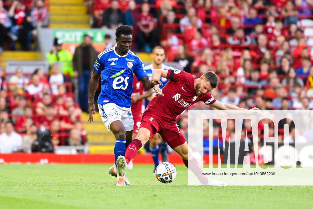 Marvin Senaya ( 32 - Strasbourg ) - James Milner ( 7 - Liverpool ...