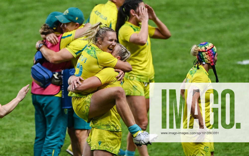 COM22 RUGBY SEVENS, Madison Levi of Australia celebrates after winning ...