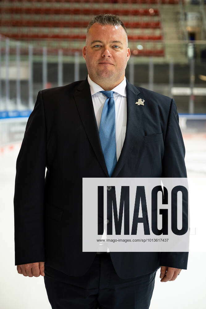 Cameron MacNeil goalie and video coach, Iserlohn Roosters , Media Day ...