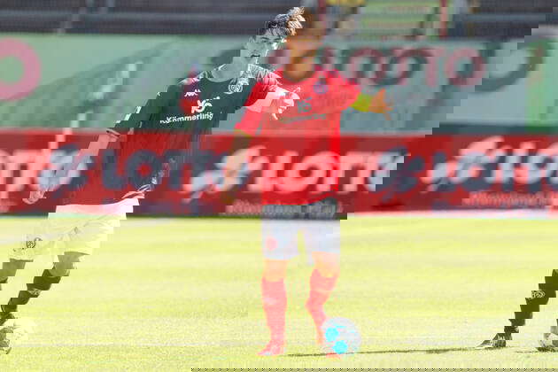 LUCAS LAUX 1 FSV MAINZ 05 II SSV ULM 1846 REGIONALLIGA SUEDWEST ...