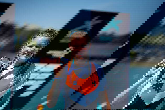 FLORIJN Karolien NED celebrating her victory, Womens Single Scull, GER ...