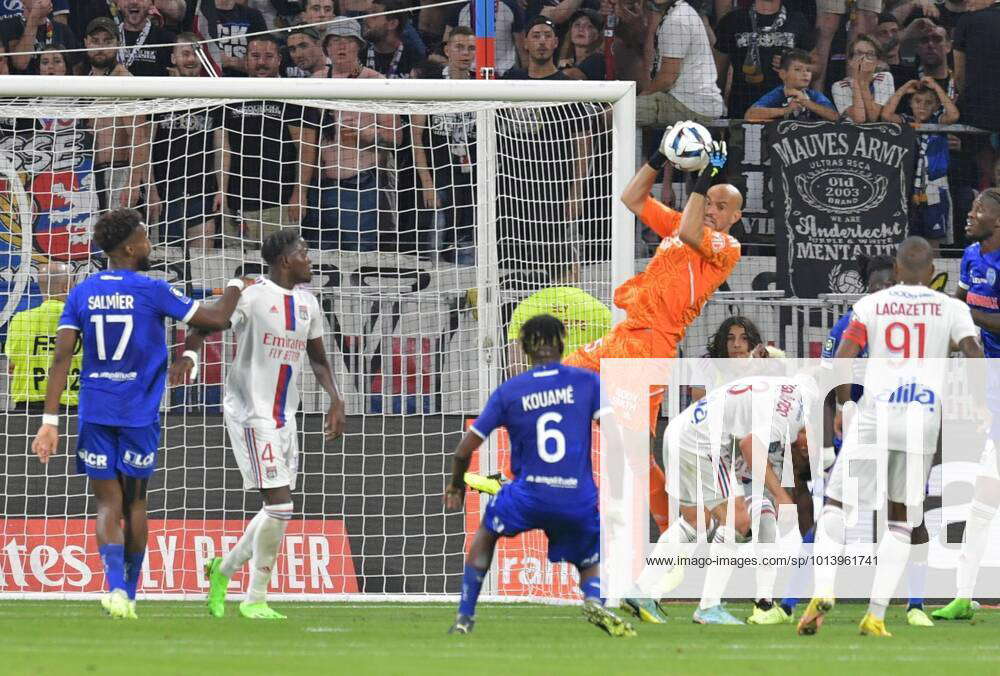 Remy Riou (lyon) FOOTBALL: Olympique Lyonnais vs ESTAC Troyes - Ligue