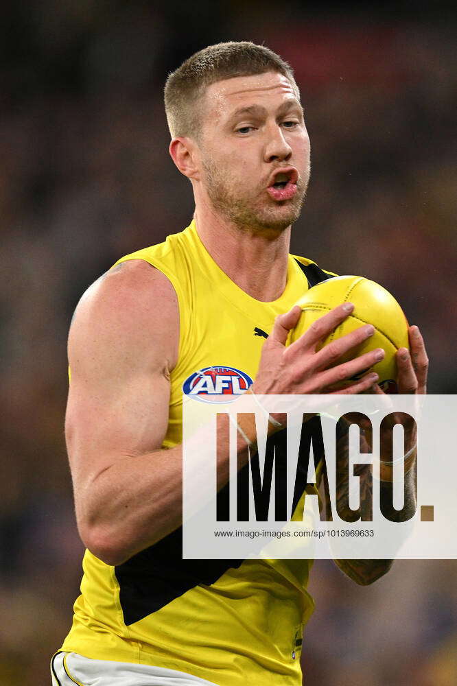 AFL BOMBERS TIGERS, Nathan Broad of Richmond marks the footy during the ...