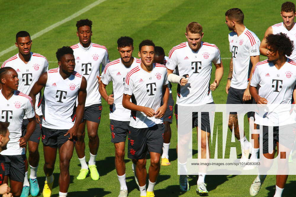 v l Mathys Tel, 38 Ryan Gravenberch, 19 Alphonso Davies, 11 Kingsley ...