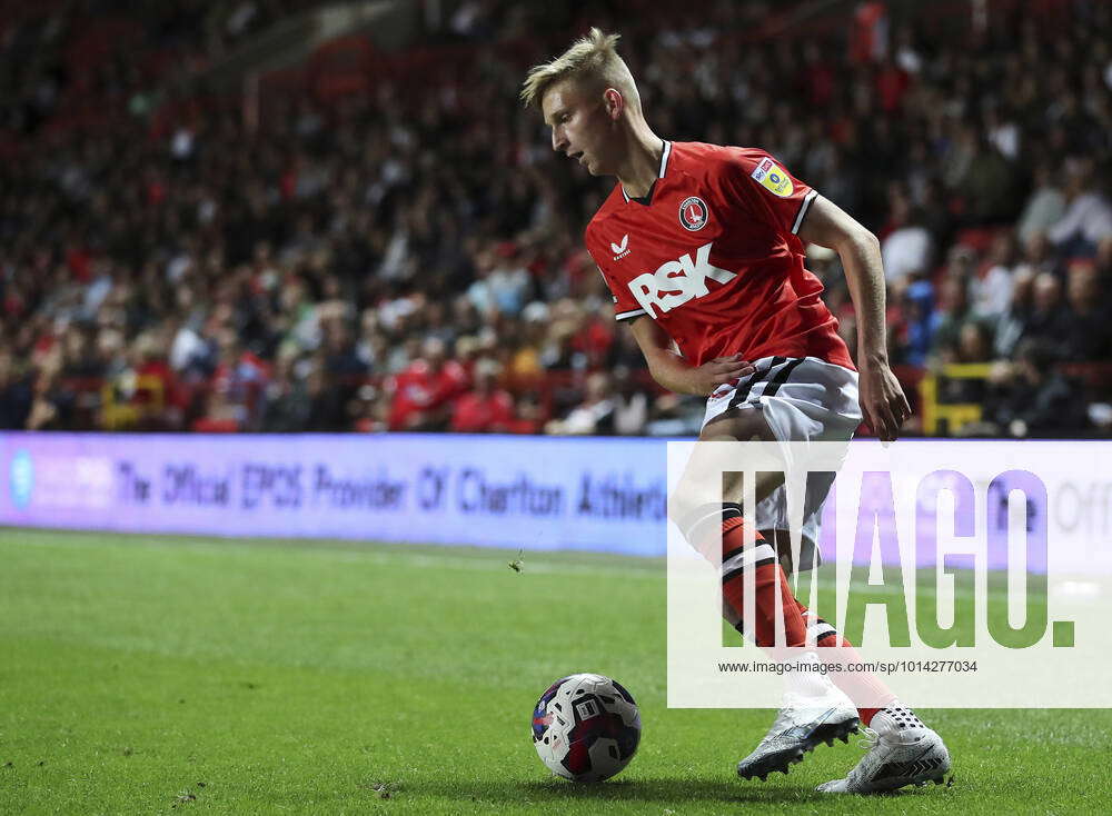 Charlton Athletic v Gillingham Papa Johns Trophy Matt Dench of Charlton ...