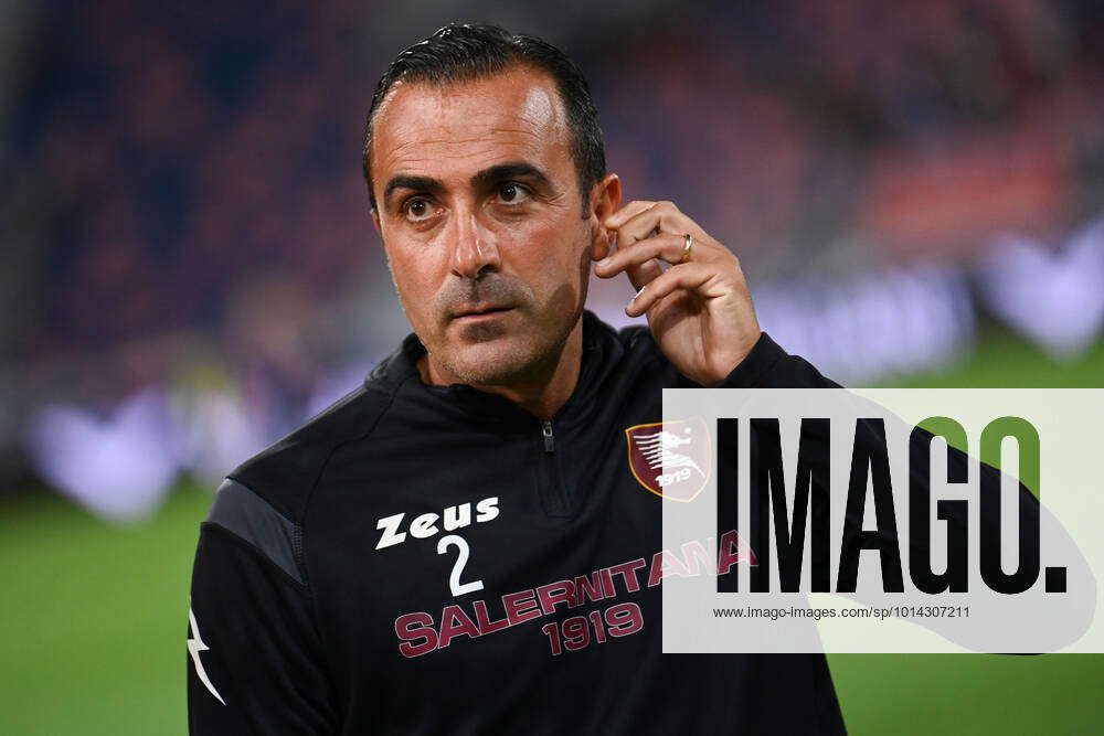 Bologna FC v U.S. Salernitana 1919 - Serie A Simone Barone portrait ...