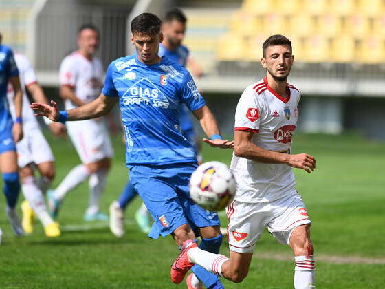 Sergej Grubac and Nicolae Ionut Paun in the football match between ...