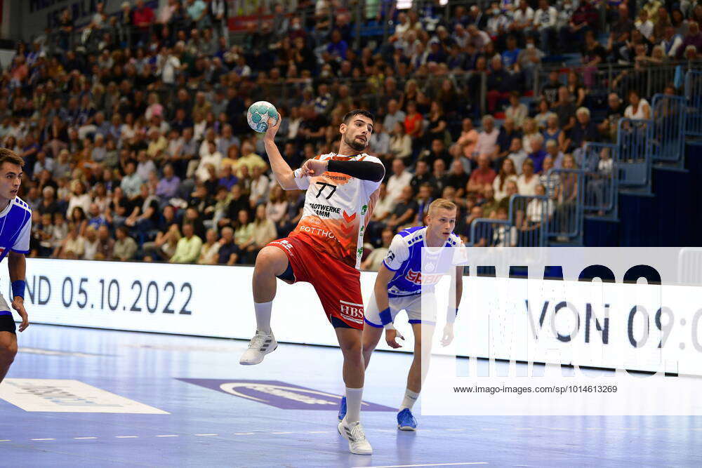77 Savvas Savvas 77 ASV Hamm Westfalen at 7 meter, Handball, 1 ...