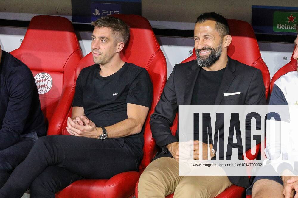 l r Technical Director Marco Neppe FC Bayern Muenchen , Sports Director ...