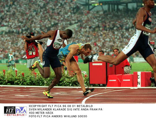 COPYRIGHT FLT PICA 96 08 01 BETALBILD SVEN NYLANDER KLARADE SIG INTE ...