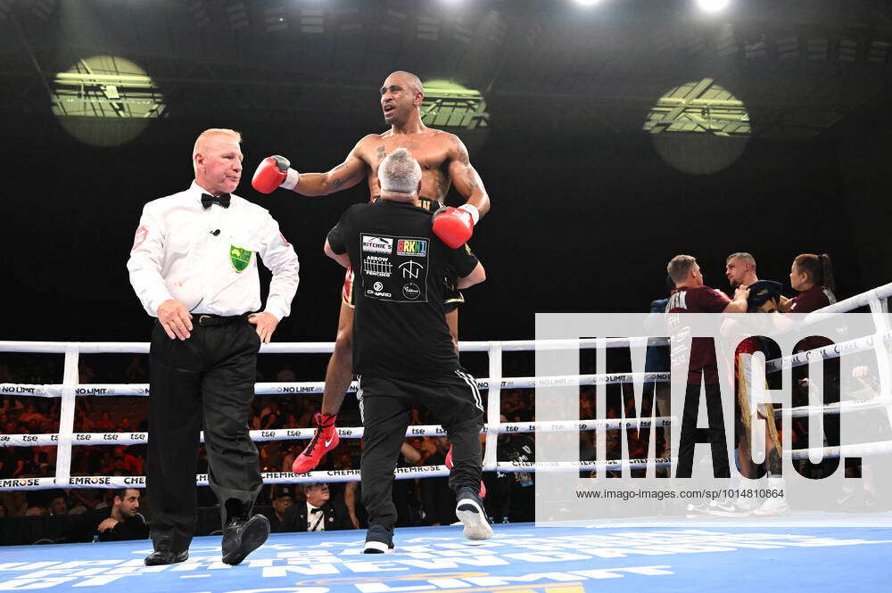 BOXING GALLEN ORIGIN RUMBLE, Renold Quinlan (centre) celebrates ...