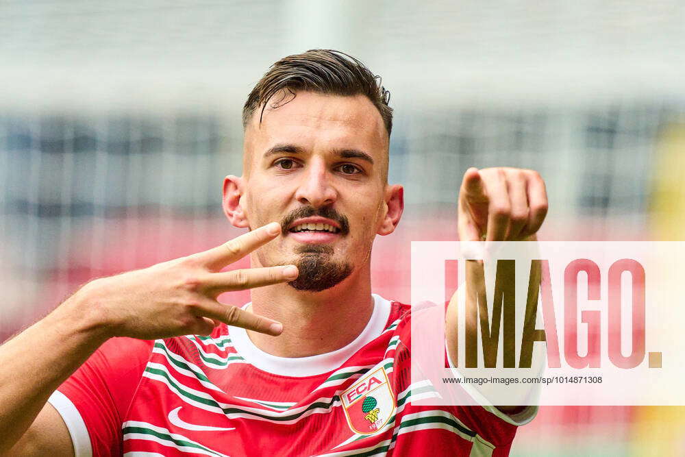 Mergim Berisha, FCA 11 celebrates his goal, happy, laugh, celebration ...