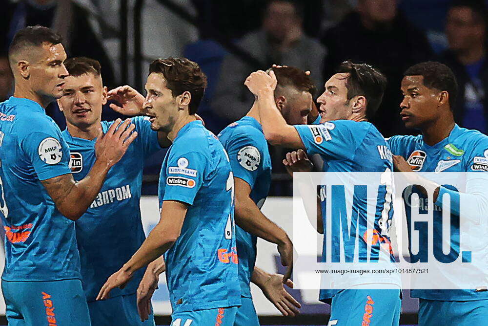 MOSCOW, RUSSIA – SEPTEMBER 17, 2022: FC Zenit St Petersburg s players ...