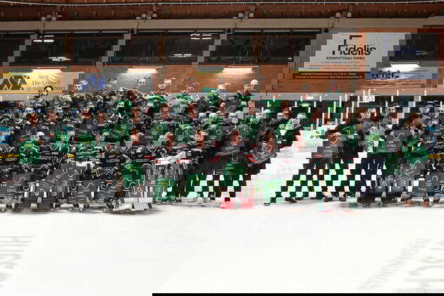 Media Day EHC Koenigsbrunn 20 09 2022 The team of the ECH Koenigsbrunn ...