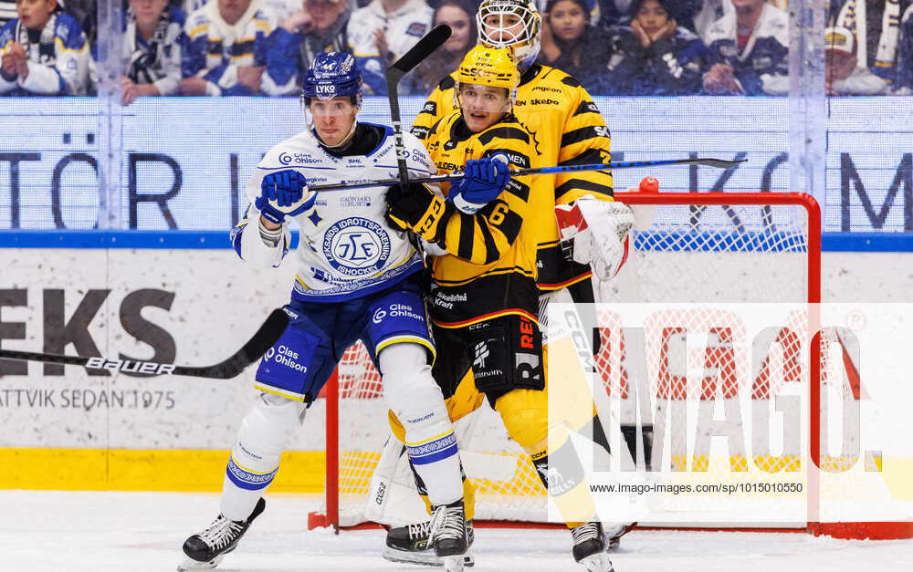 220922 Leksands Carter Ashton and Skellefteas Mans Forsfjäll during the ice hockey match in the