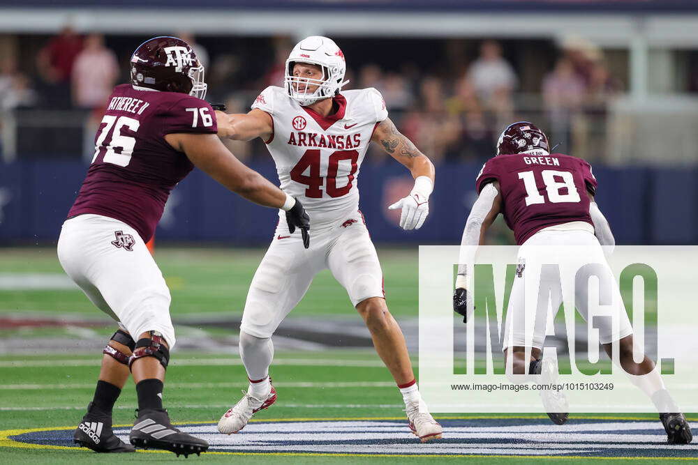 September 24, 2022: Arkansas Razorback defensive lineman Landon Jackson ...