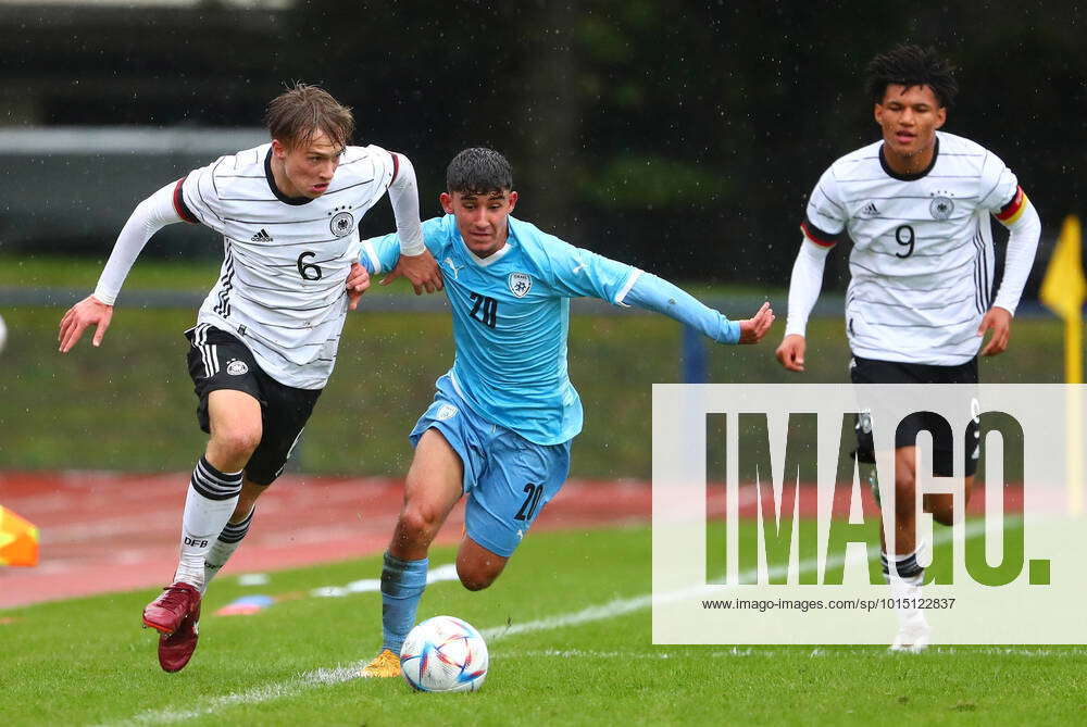 Tim Jonas Hoffmann Germany in duel with Avishai Zuriel Israel Germany ...