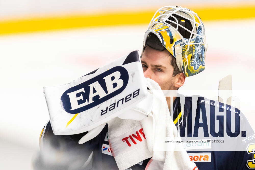 HV71s goalkeeper Joni Ortio during the ice hockey match in the SHL between HV71 and Leksand on in