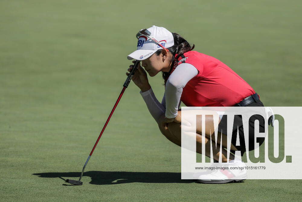September 25, 2022, Rogers, Arkansas, USA: A LIM KIM lines up her putt ...