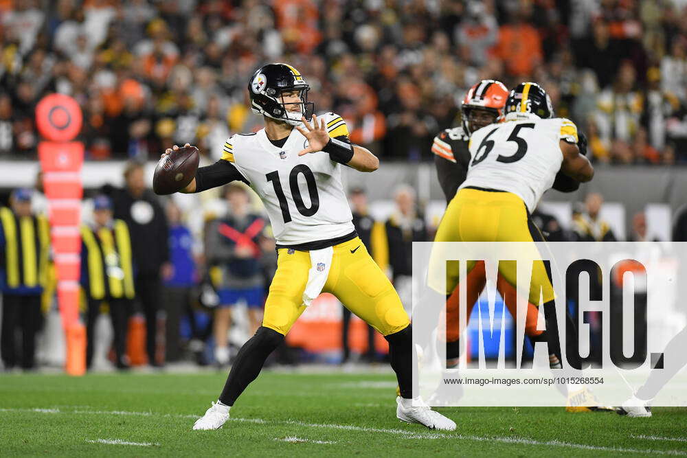 NFL, American Football Herren, USA Pittsburgh Steelers at Cleveland ...
