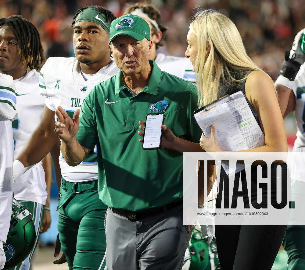 September 30, 2022: ESPN sideline reporter Stormy Buonantony interviews ...