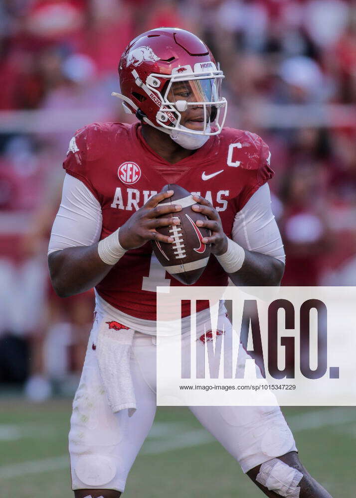 October 1, 2022: Arkansas Razorbacks quarterback KJ JEFFERSON (1) steps ...
