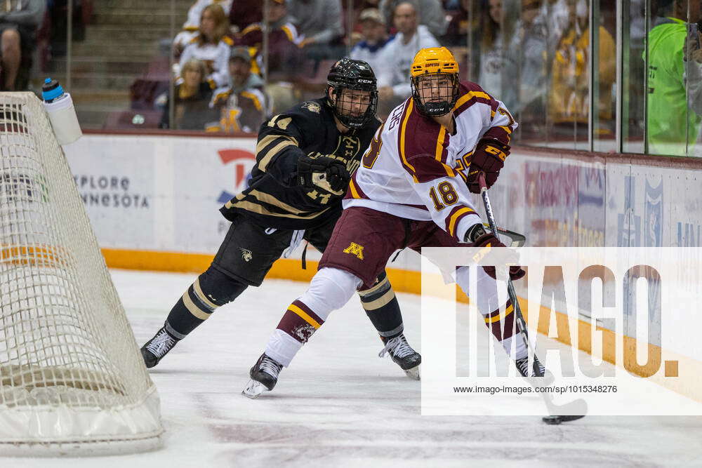 MINNEAPOLIS, MN - OCTOBER 01: Minnesota Gophers forward Mason Nevers ...