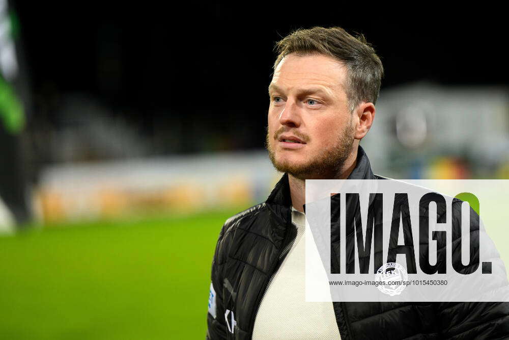 221003 Värnamos coach Kim Hellberg during the football match in the ...