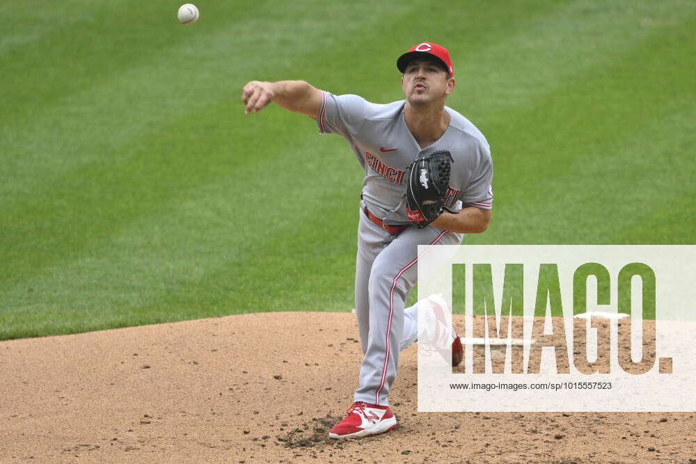 MLB, Baseball Herren, USA Cincinnati Reds at Cleveland Guardians ...