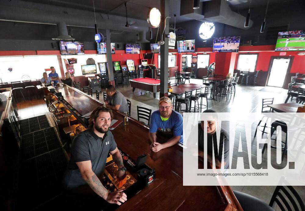 Syndication: The Post-Crescent, Kyle Faust, left, Joey Novotny, and ...