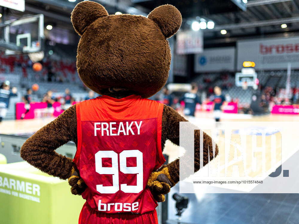 Mascot Freaky Brose Bamberg, 99 , mascot, Brose Bamberg vs Hakro ...